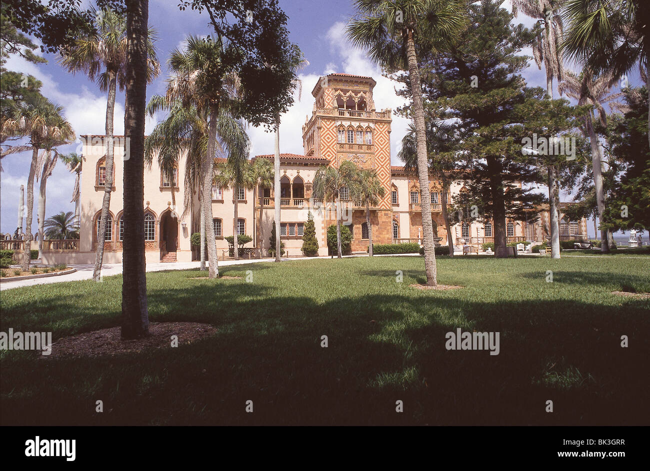 The Cà d'Zan Ringling Mansion in Sarasota, Florida villa was built in ...