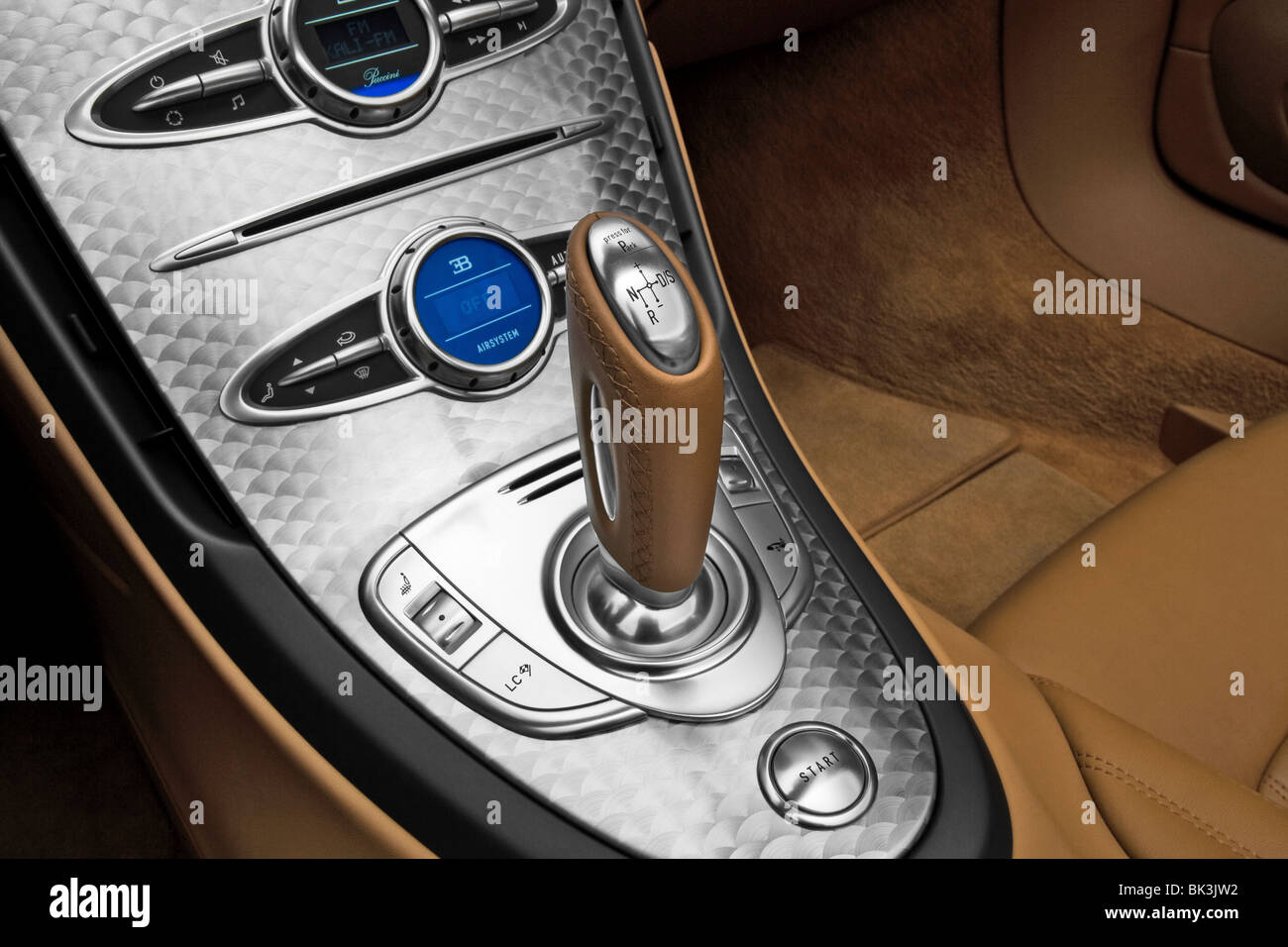 Bugatti veyron console hi-res stock photography and images - Alamy