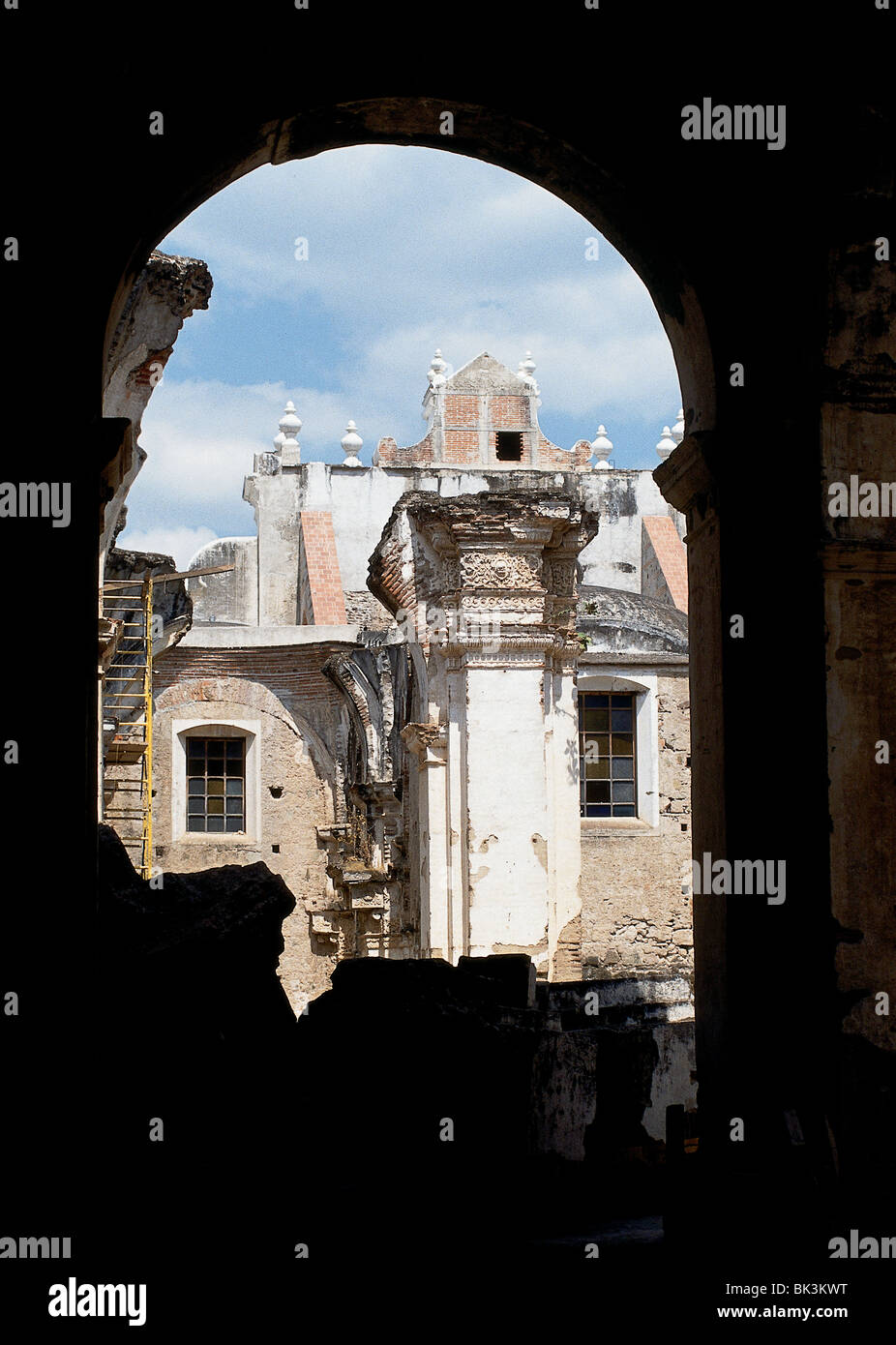 Buildings damaged by earthquakes in Antigua, Guatemala Stock Photo - Alamy