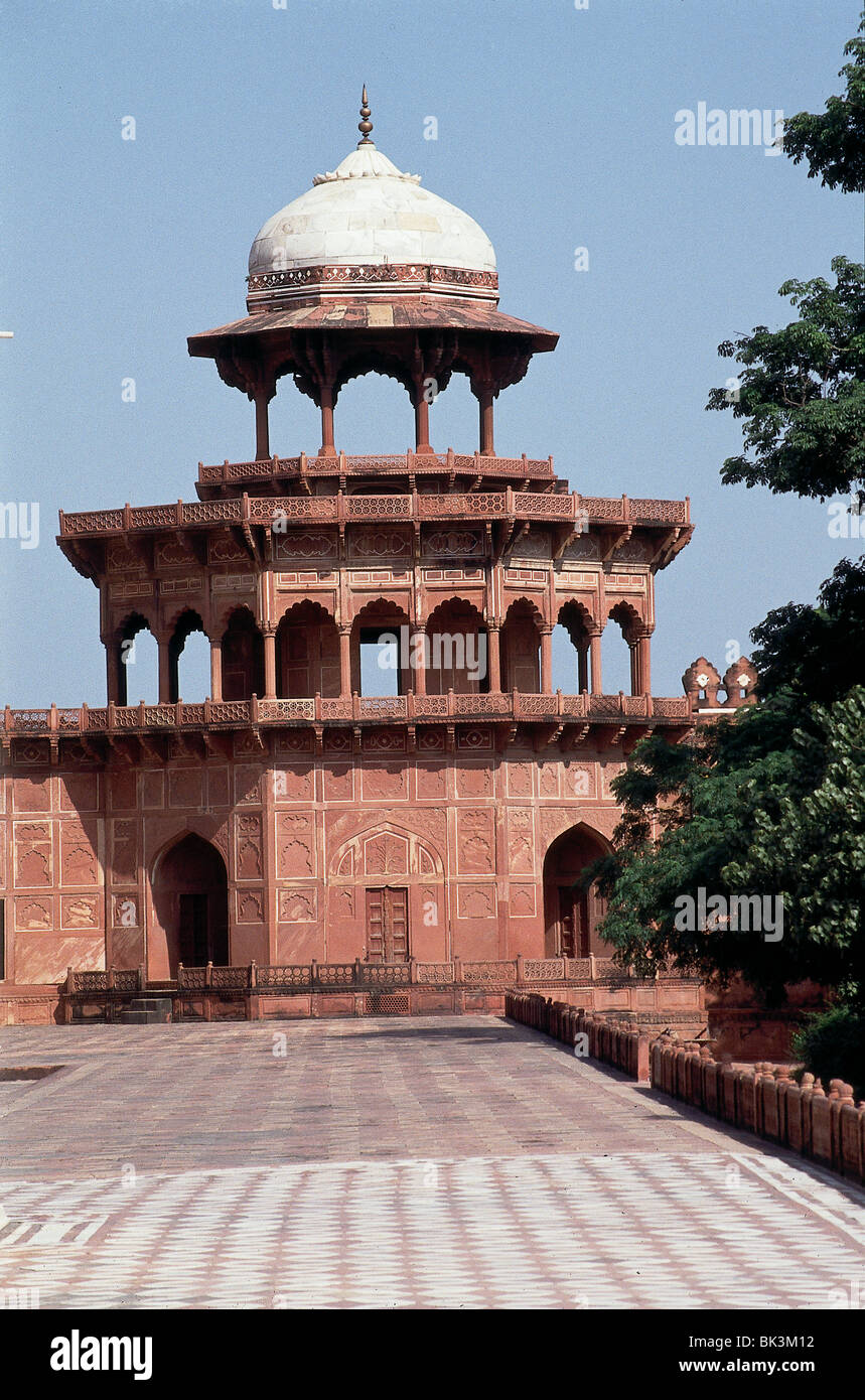 Part of the Taj Mahal complex in Agra, India Stock Photo - Alamy