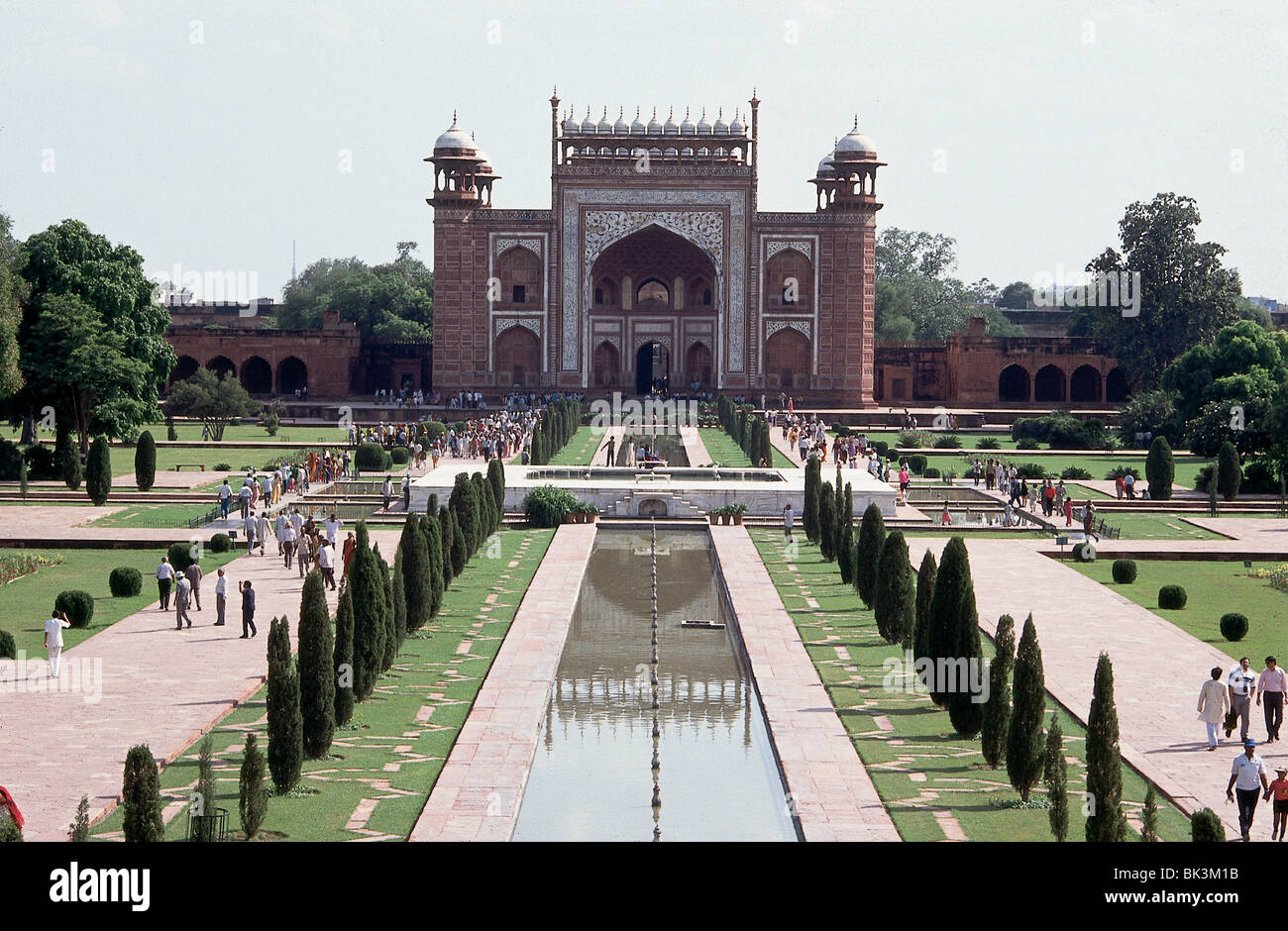 Taj mahal gate hi-res stock photography and images - Alamy