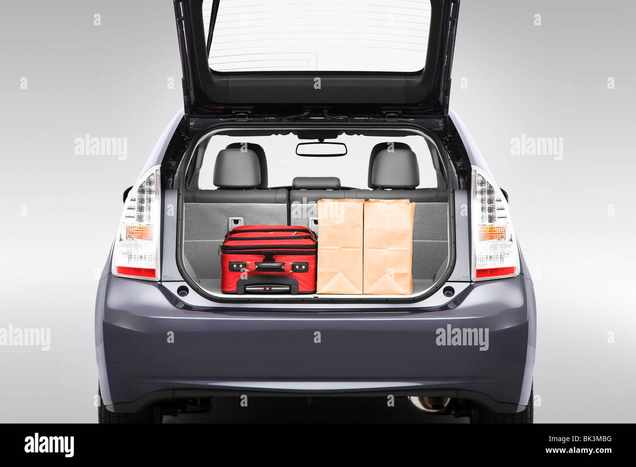 Prius V Stock Photos & Prius V Stock Images - Alamy