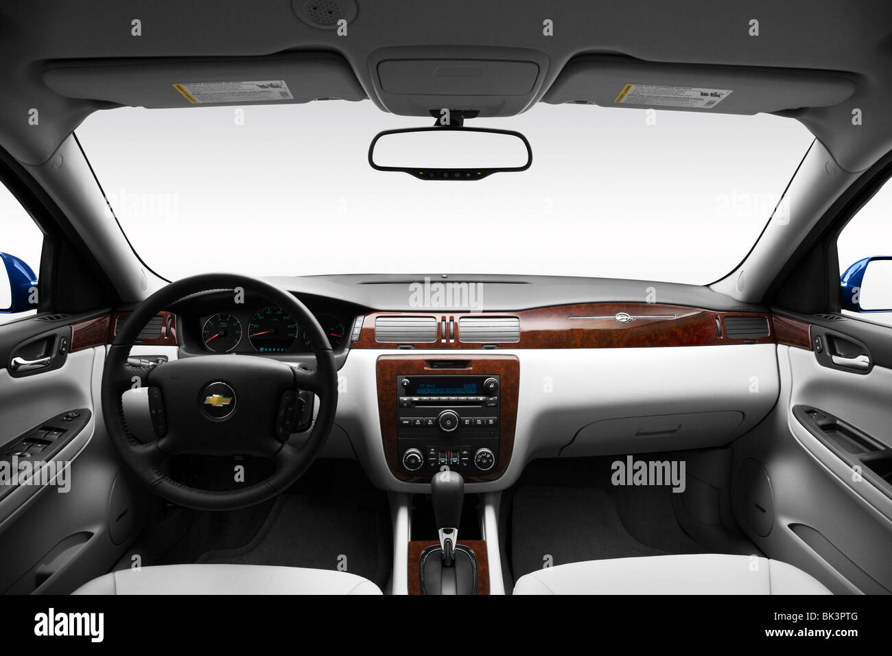Chevrolet impala dashboard hi-res stock photography and images - Alamy