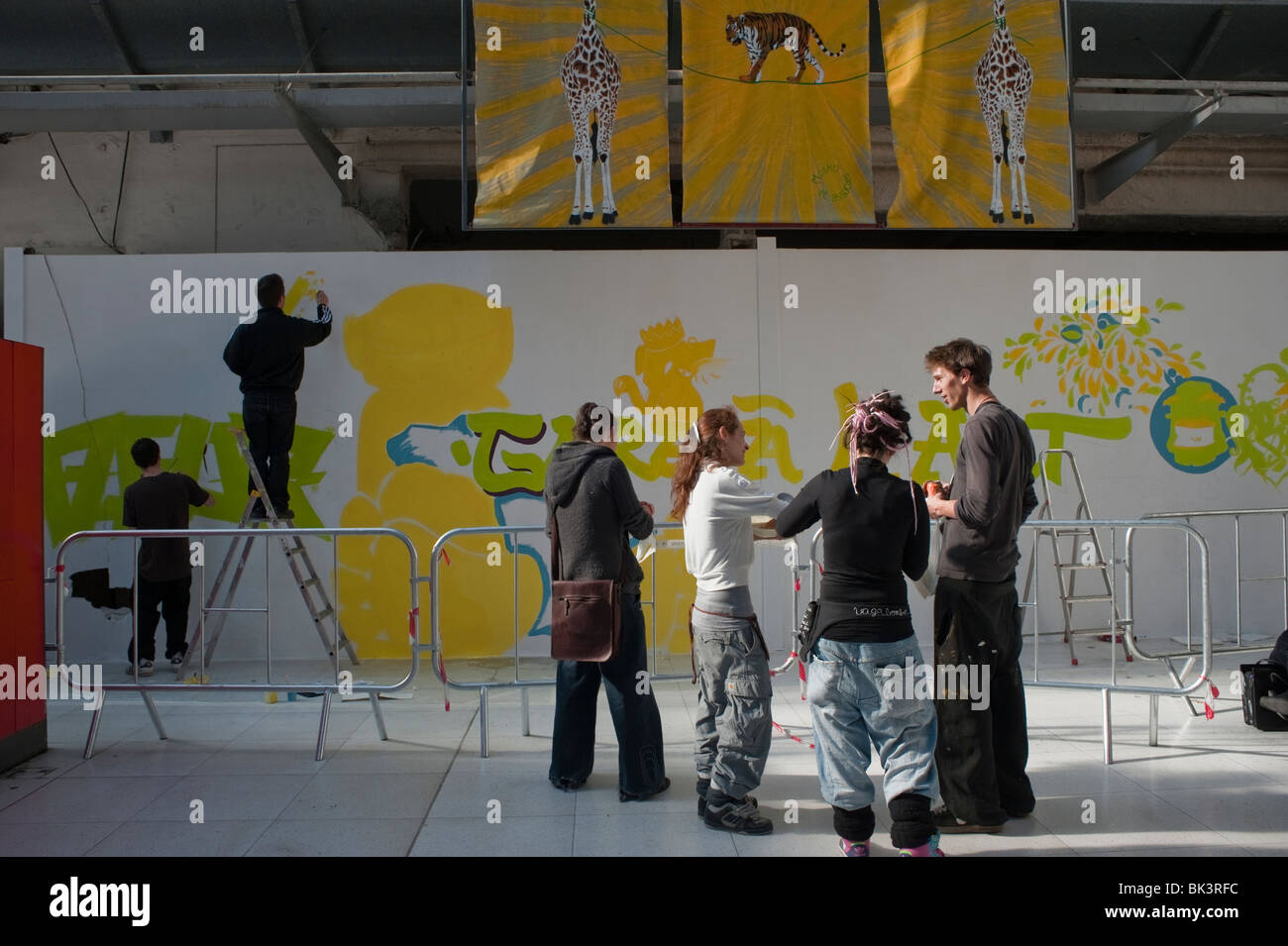 Paris, France, group teenagers talking painting, young People Painting ...