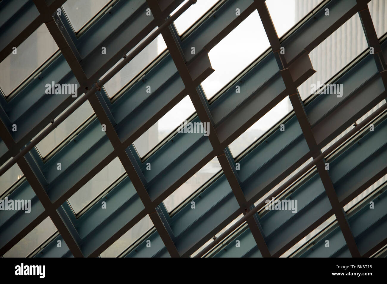 Glass ceiling roof hi-res stock photography and images - Alamy