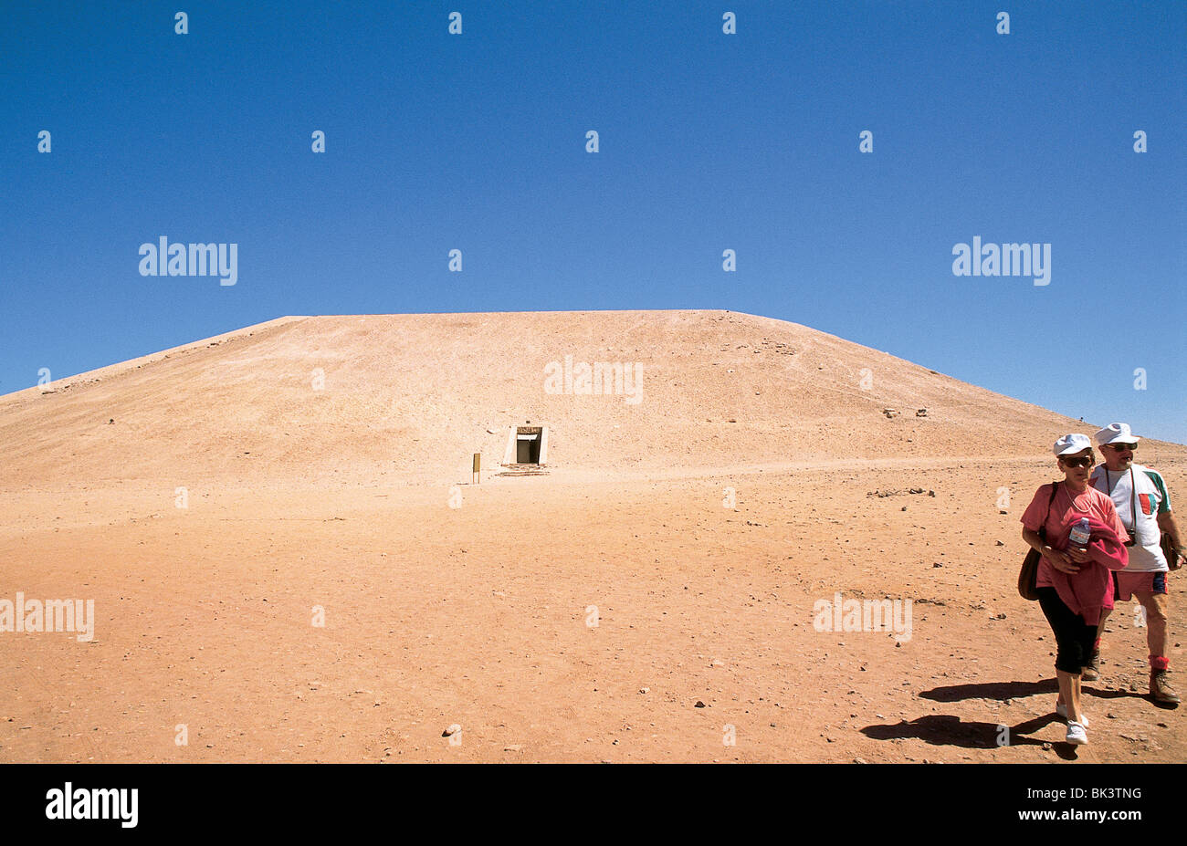 Two temples abu simbel hi-res stock photography and images - Alamy