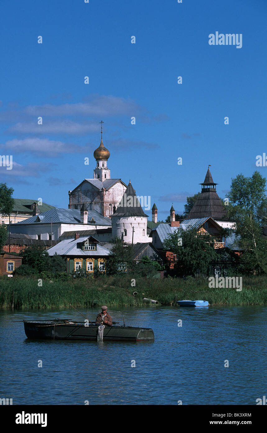 Russia,Rostov the Great,Golden Ring,Kremlin,lake Nero Stock Photo - Alamy
