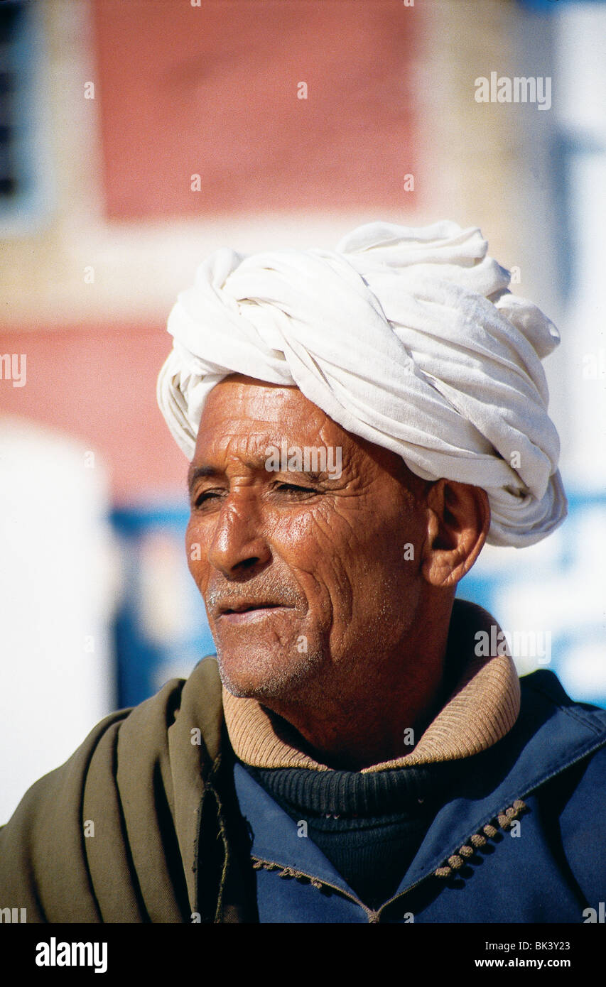 Portrait of a Moroccan man with turban, Casablanca, Morocco Stock Photo ...