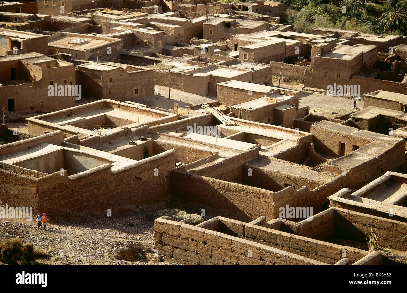 Village rooftops of adobe buildings in Ouarzazate Province, Morocco ...