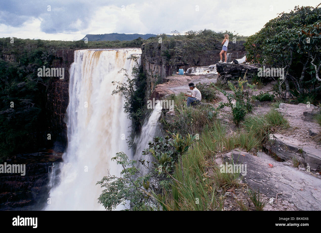 Chinak-Meru Falls (aka Aponwao Falls) in Canaima National Park ...