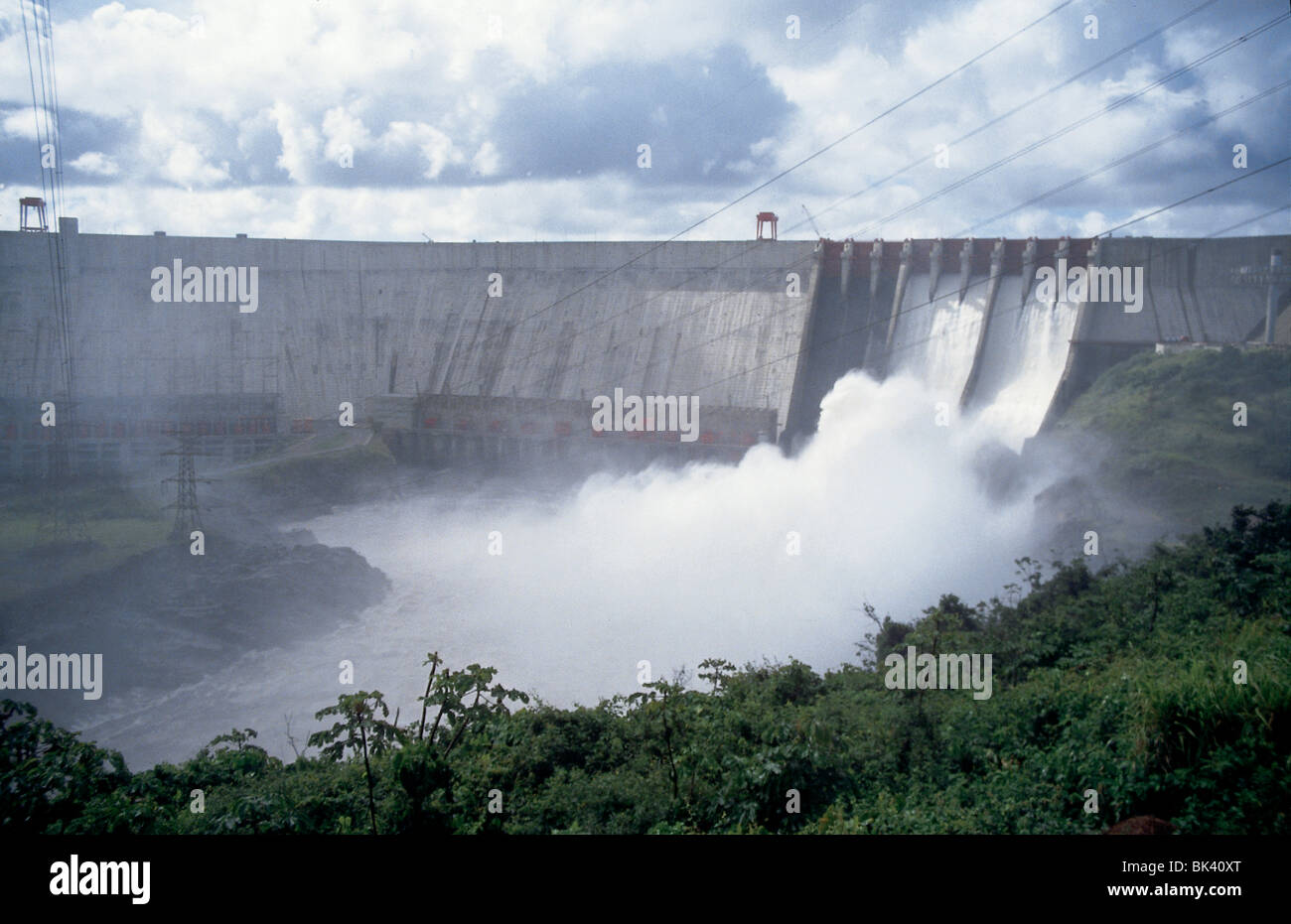 Water discharge at the Simón Bolívar Hydroelectric Plant or Guri Dam in ...