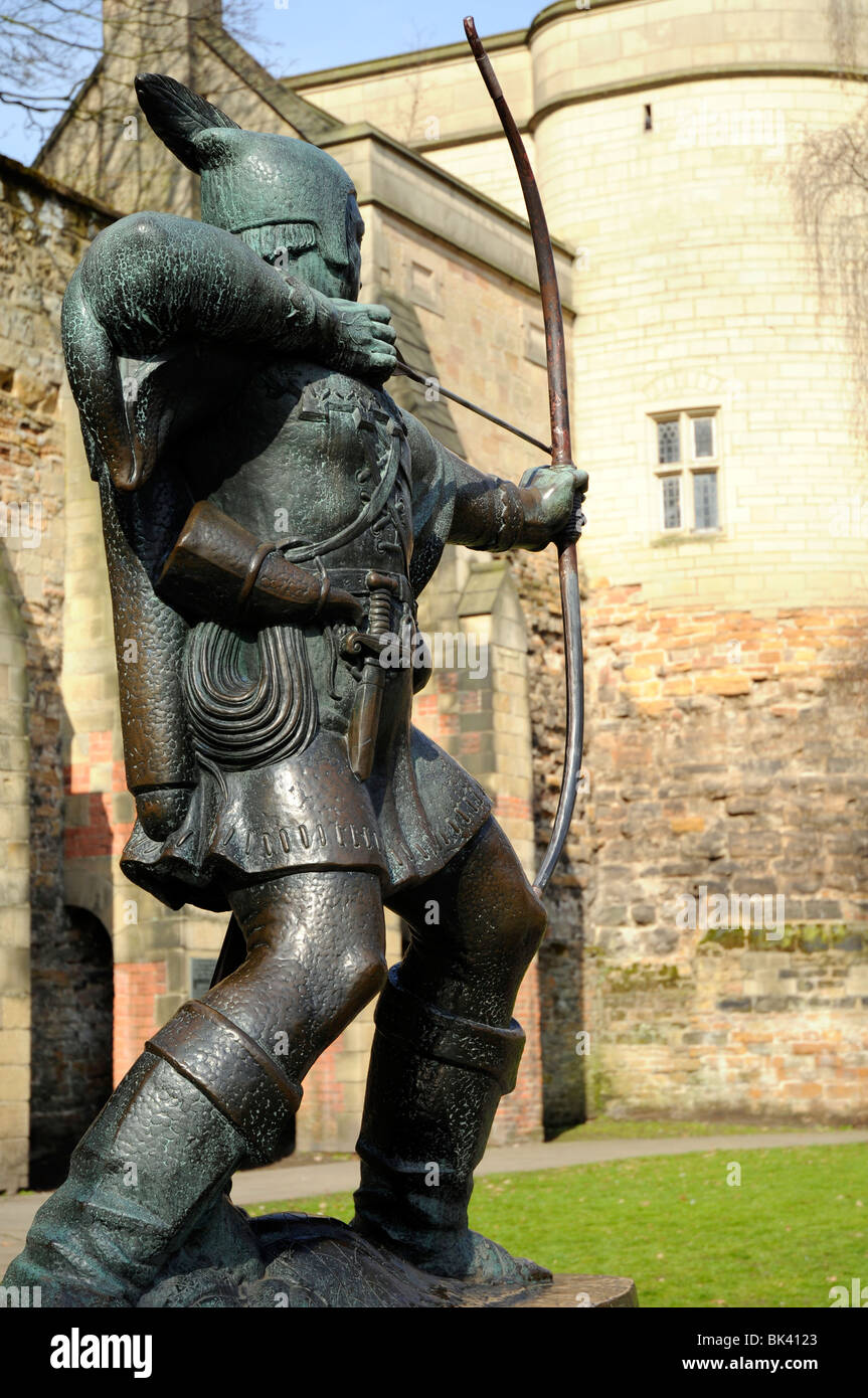 Robin Hood statue outside Nottingham Castle, Nottingham, England, UK ...