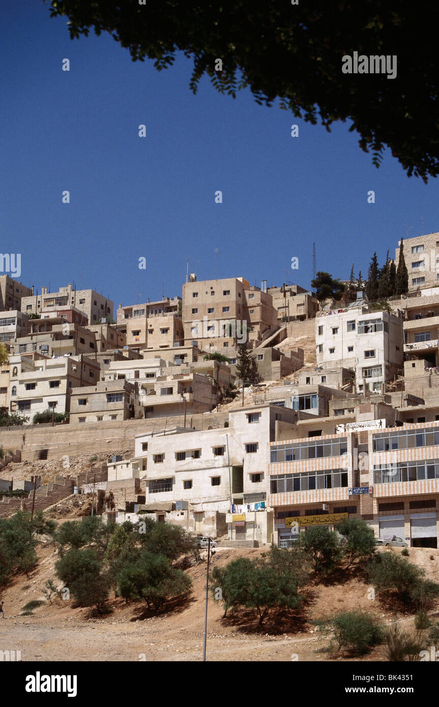 Houses homes dwellings hi-res stock photography and images - Alamy