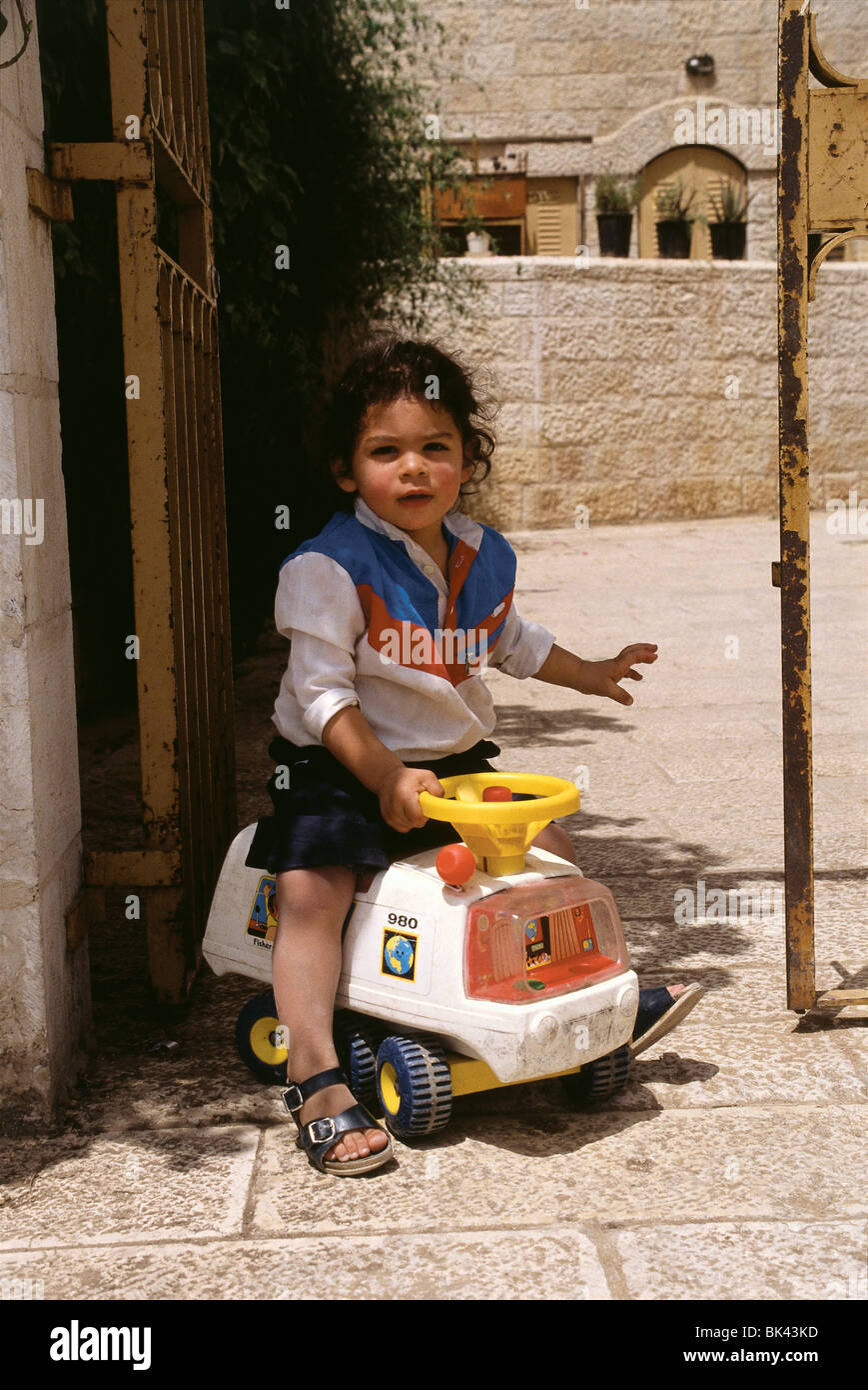 Israel children playing hi-res stock photography and images - Alamy