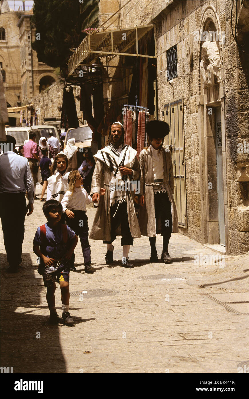 Street scene in Old Jerusalem, Israel Stock Photo - Alamy