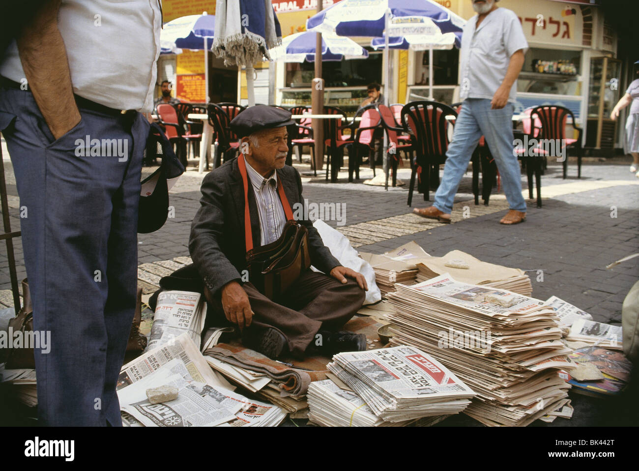 Newspaper vendor, Israel Stock Photo - Alamy