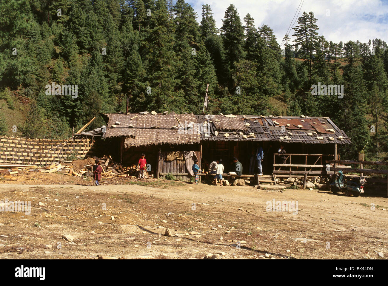 Bhutanese families hi-res stock photography and images - Alamy