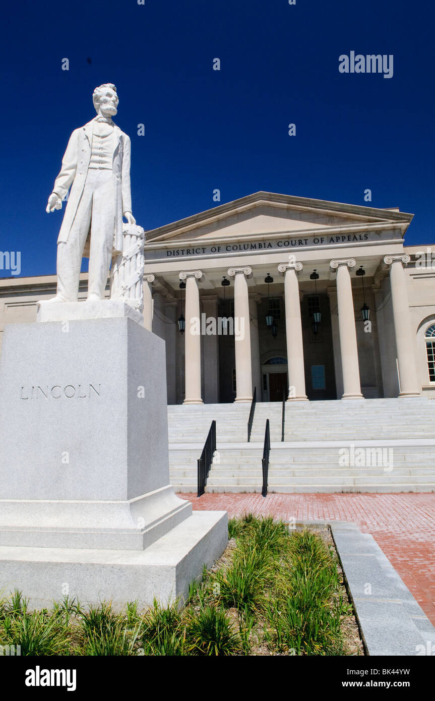 Abraham Lincoln Statue DC Court Of Appeals Washington DC // WASHINGTON ...