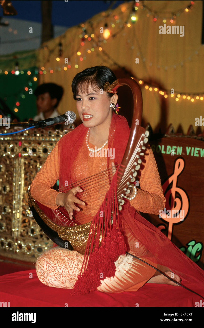 Female singer vocalist asian hi-res stock photography and images - Alamy