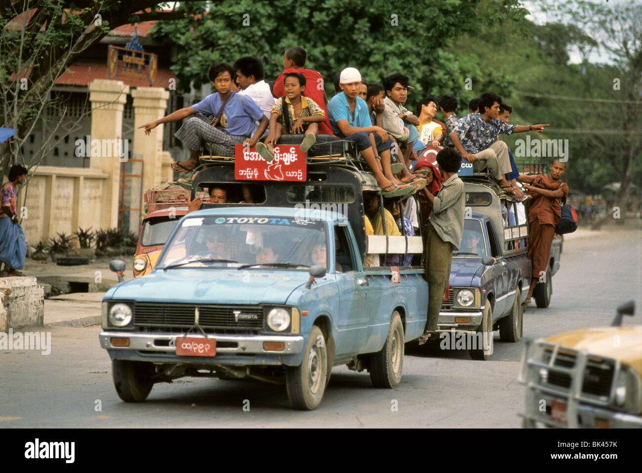Burmese buses hi-res stock photography and images - Alamy