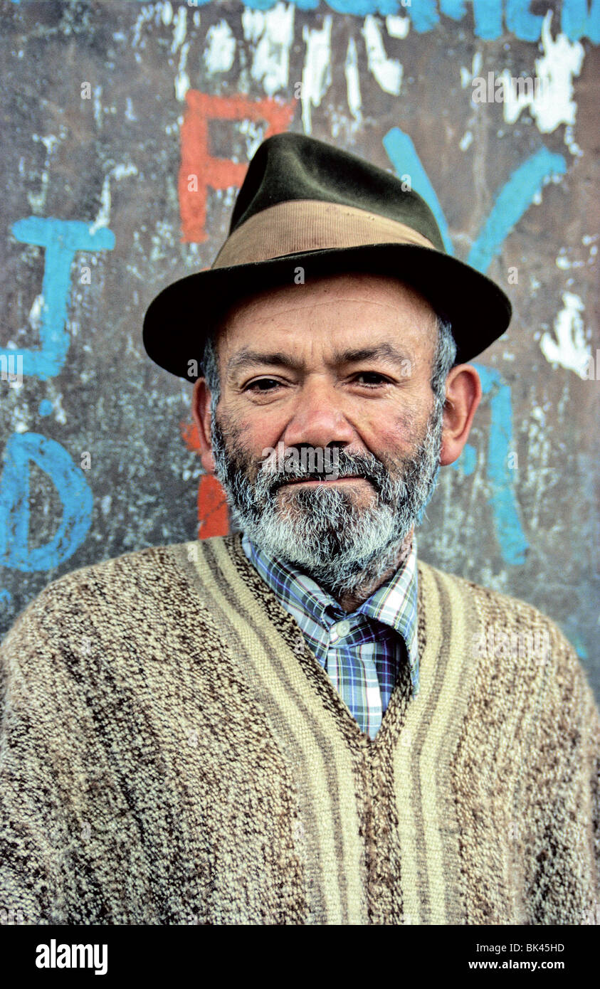 Man fedora hi-res stock photography and images - Alamy