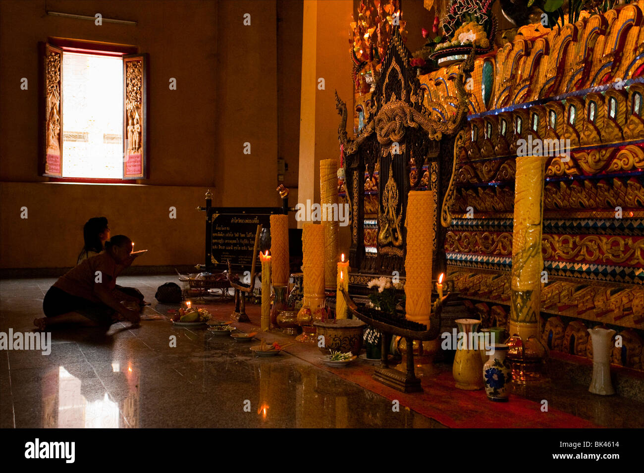 Buddhist temple interiors hi-res stock photography and images - Alamy