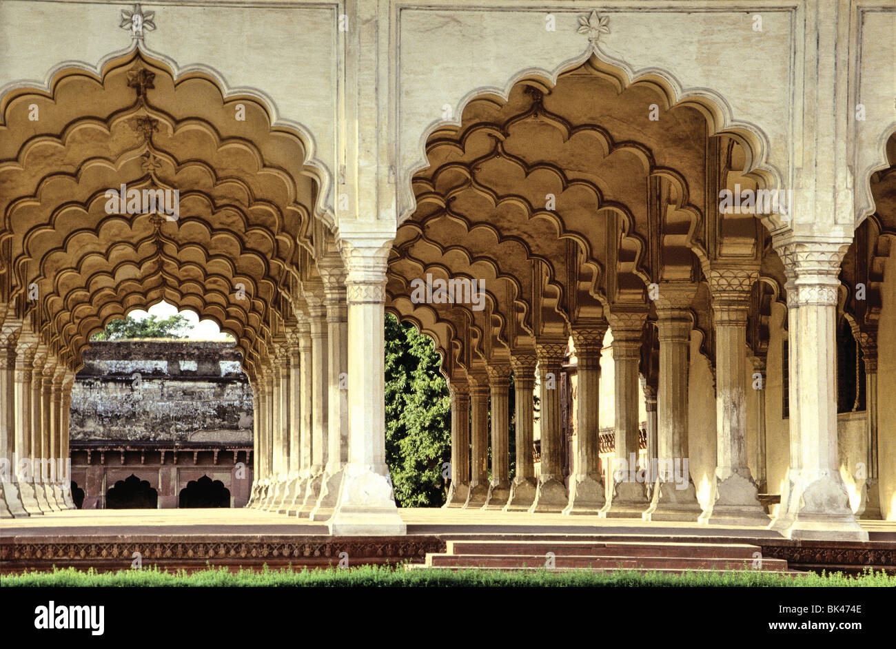 Multifoil arch hi-res stock photography and images - Alamy