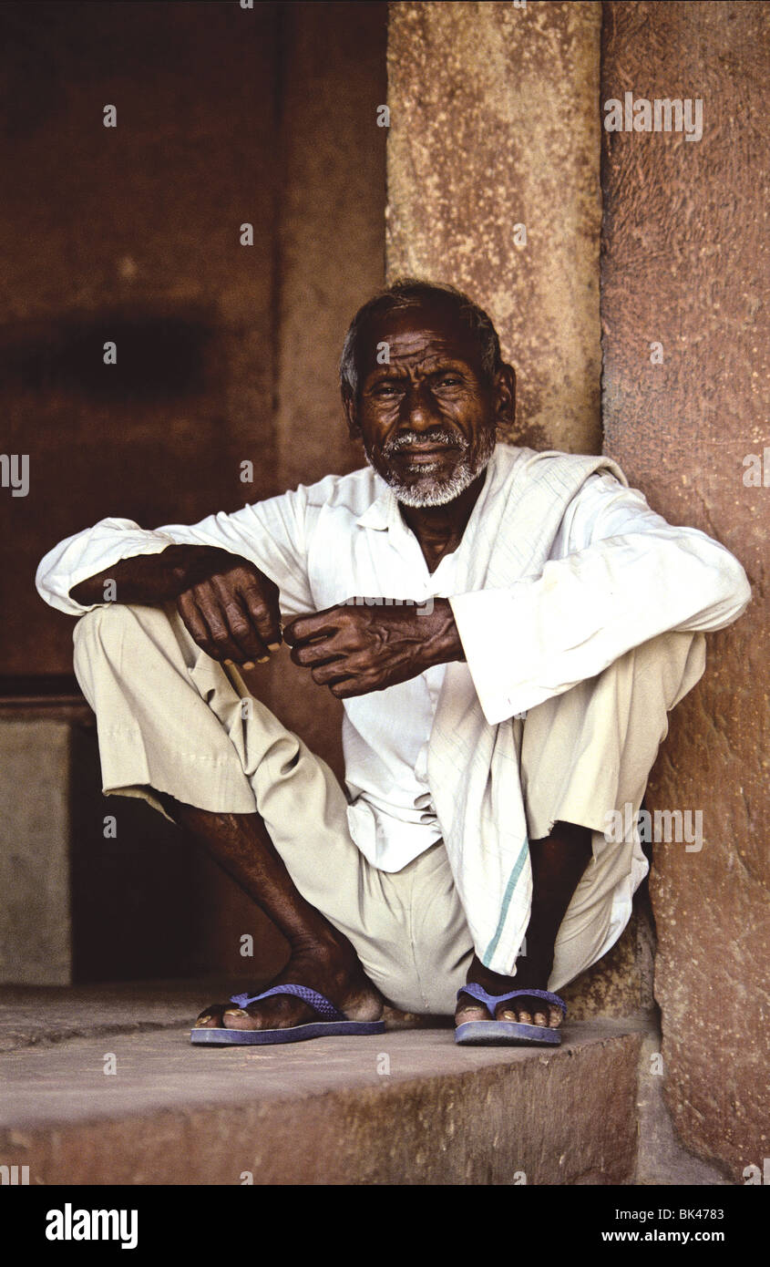 Portrait of an Indian man in Delhi, India Stock Photo - Alamy