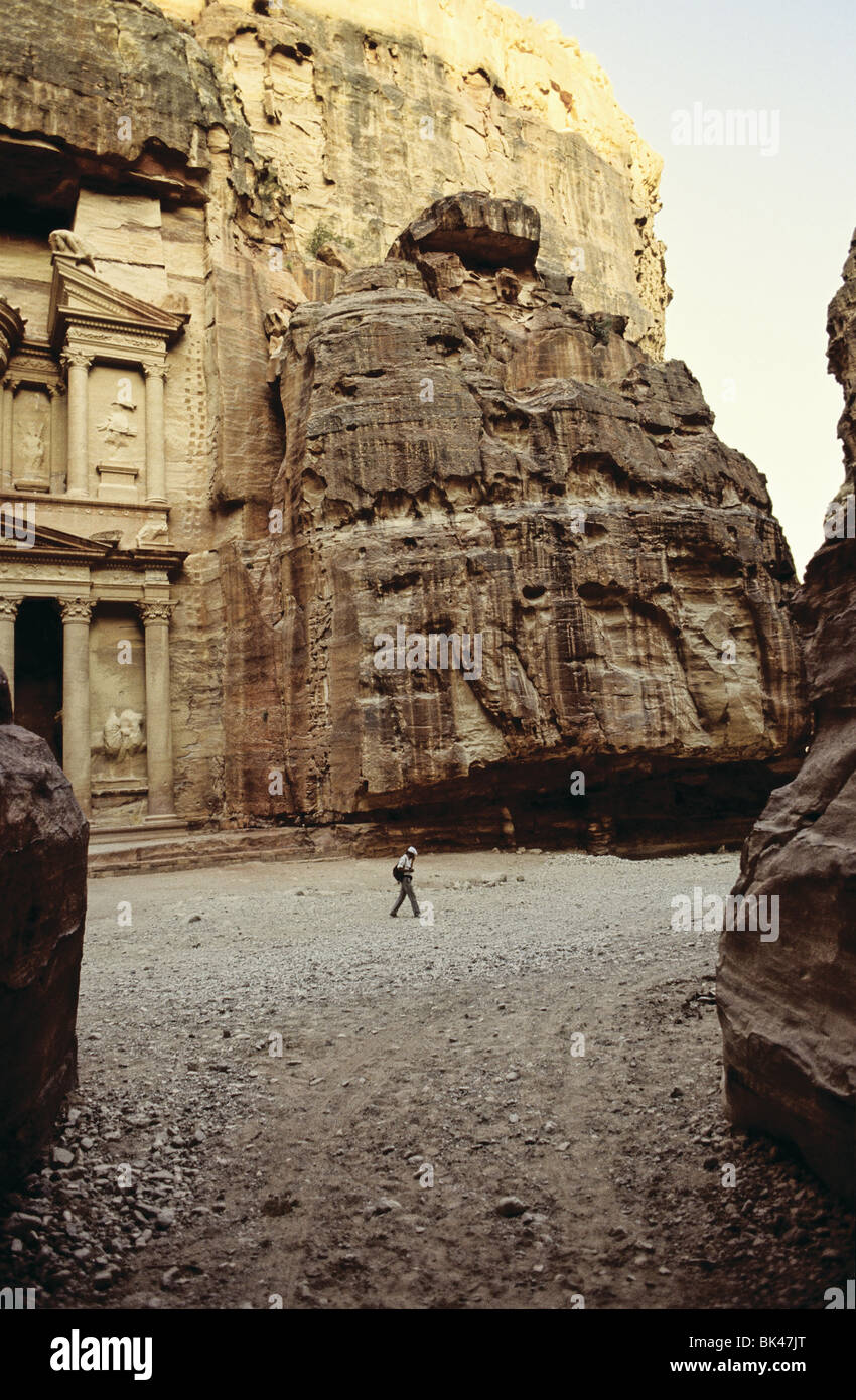 Detail of the Treasury Building at Petra, Jordan Stock Photo - Alamy