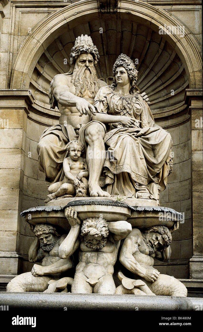 Allegorical figures hi-res stock photography and images - Alamy