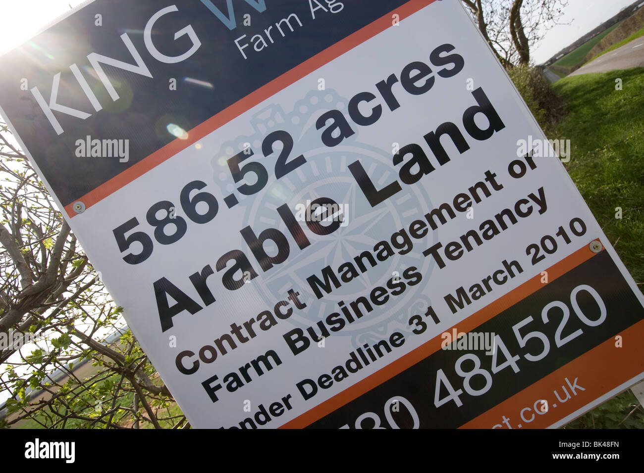 Land Agents Signs Board Advertising 586.52 acres of Arable Land Stock ...