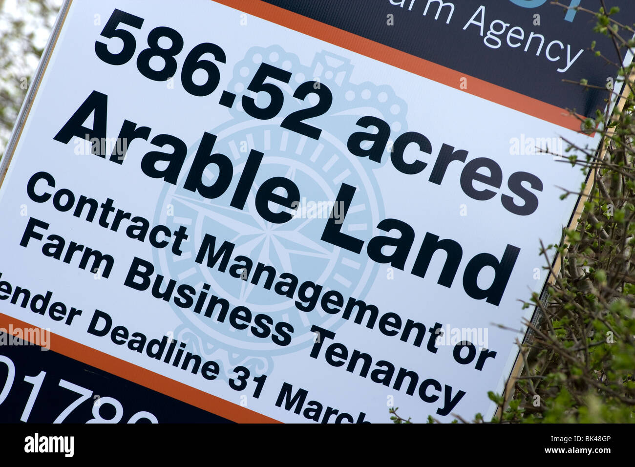 Land Agents Signs Board Advertising 586.52 acres of Arable Land Stock ...
