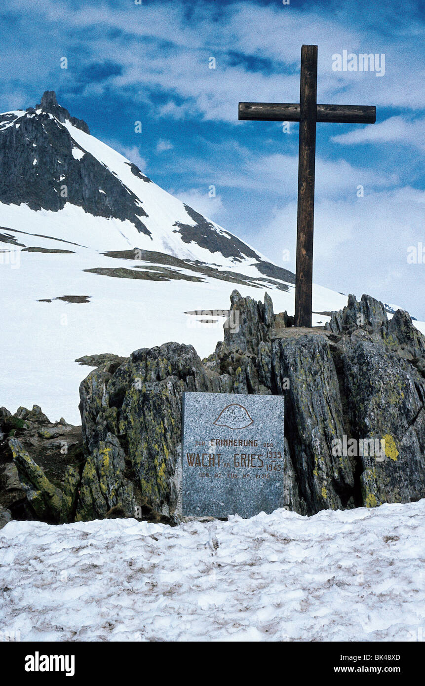 Nufenenpass Switzerland: Nufenen Pass with altitude of 2478m connects ...
