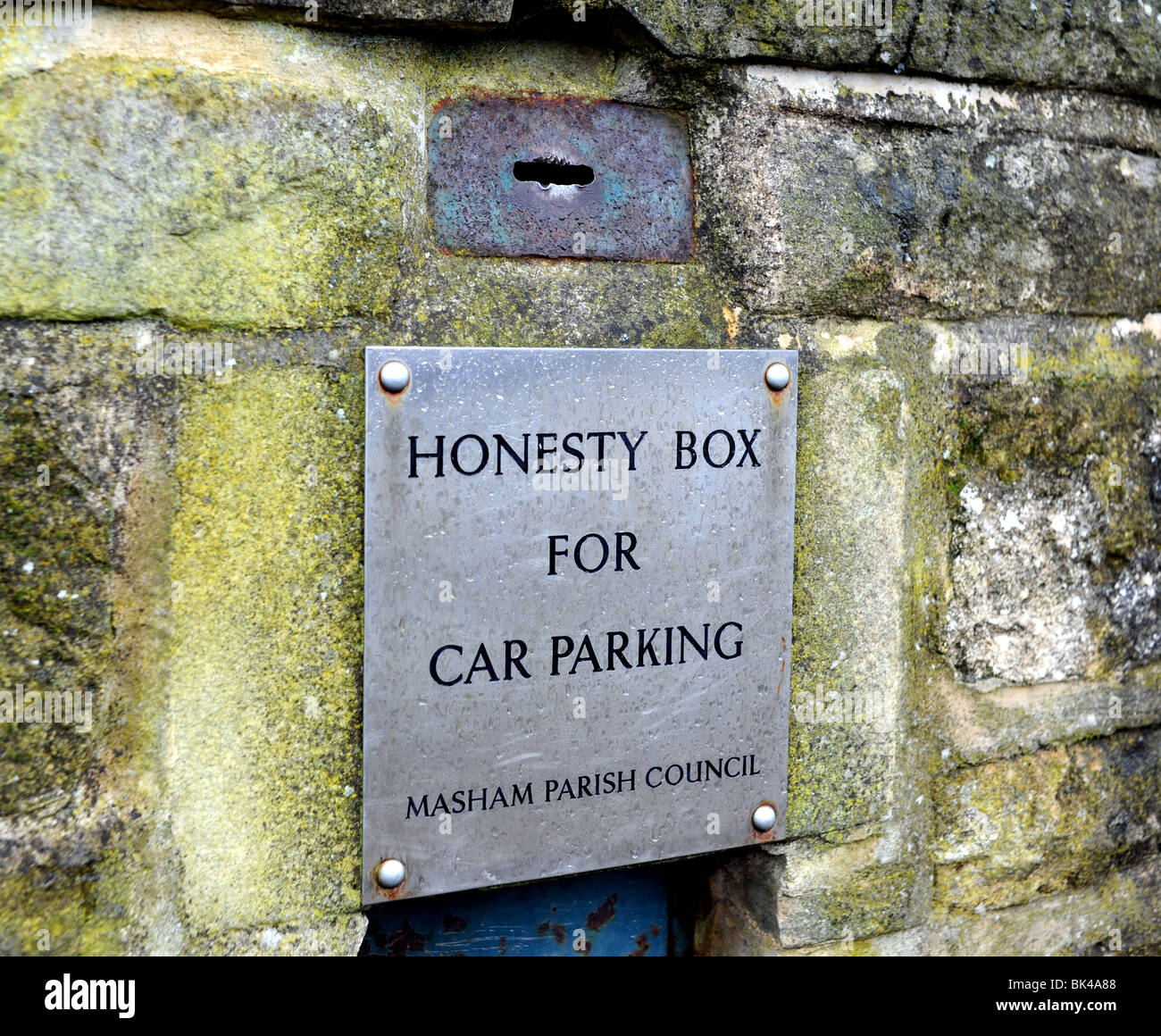 Honesty box car park parking donation hi-res stock photography and ...