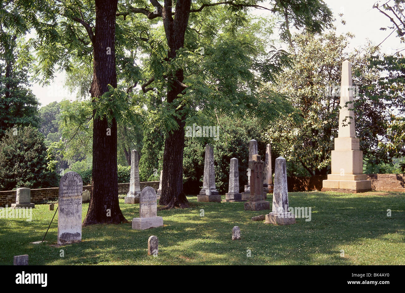 Burial estate hi-res stock photography and images - Alamy