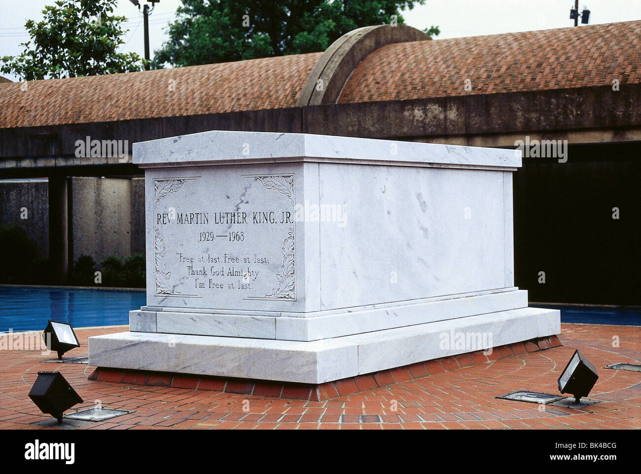Martin luther king jr s tomb hi-res stock photography and images - Alamy