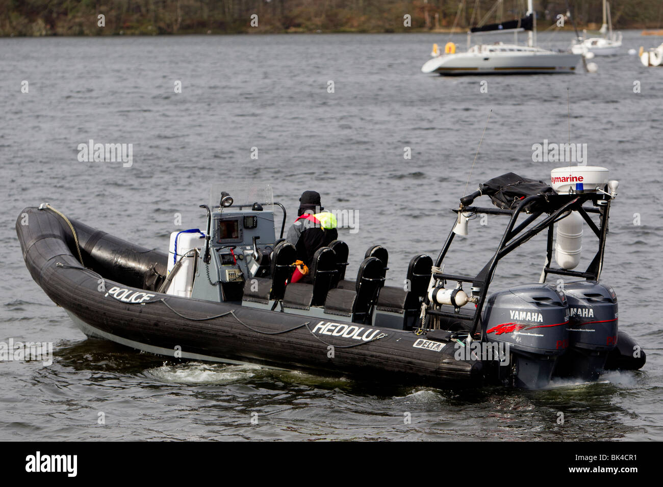 Police *Heddlu Underwater Search & Marine Unit checking Lake bed before ...