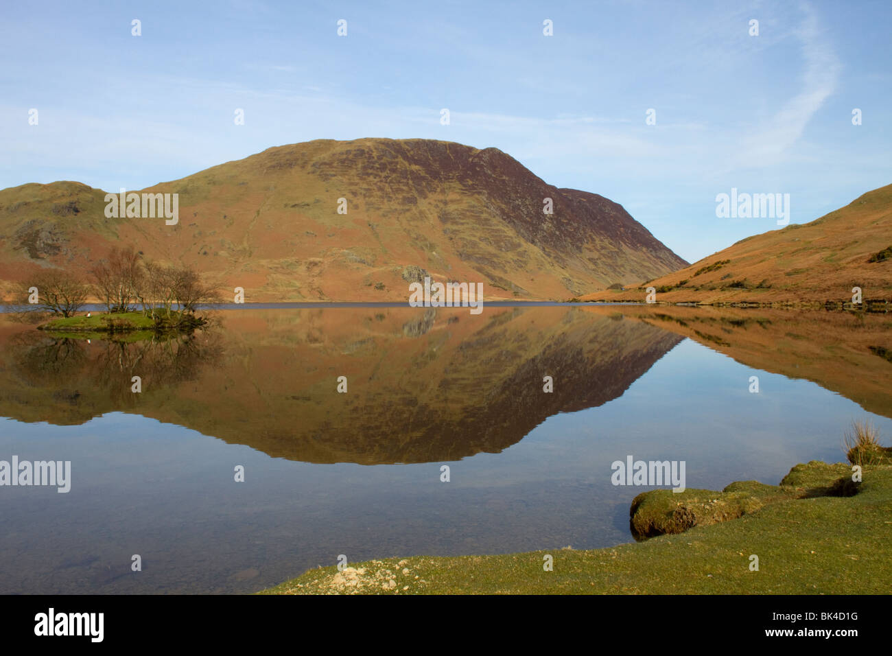 Crummock water reflections hi-res stock photography and images - Alamy