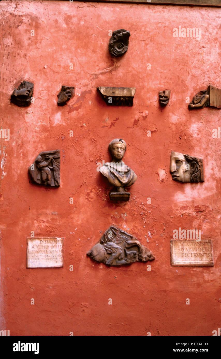 Sculptural artifacts on a wall hi-res stock photography and images - Alamy