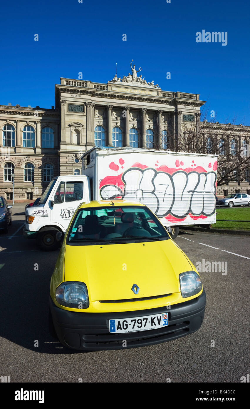 Renault clio yellow cars hi-res stock photography and images - Alamy