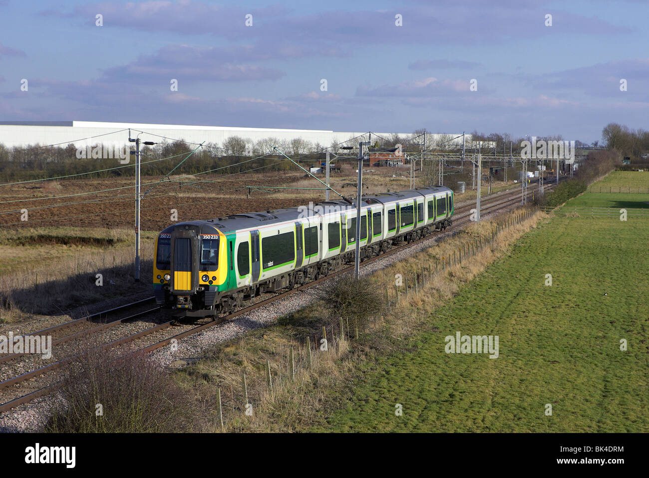 London midland class 350 heads hi-res stock photography and images - Alamy