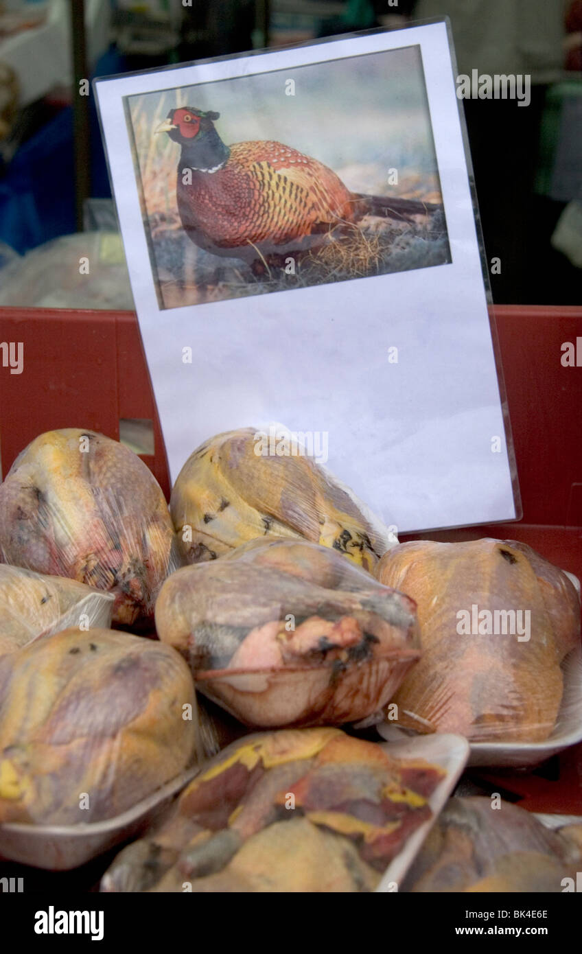 Trays of pheasant hi-res stock photography and images - Alamy