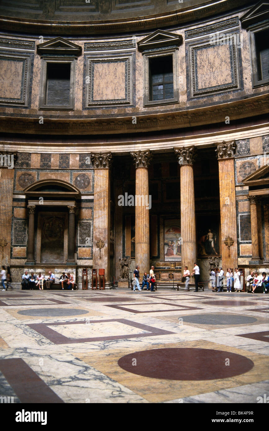 Interior on the Pantheon, Rome Stock Photo - Alamy