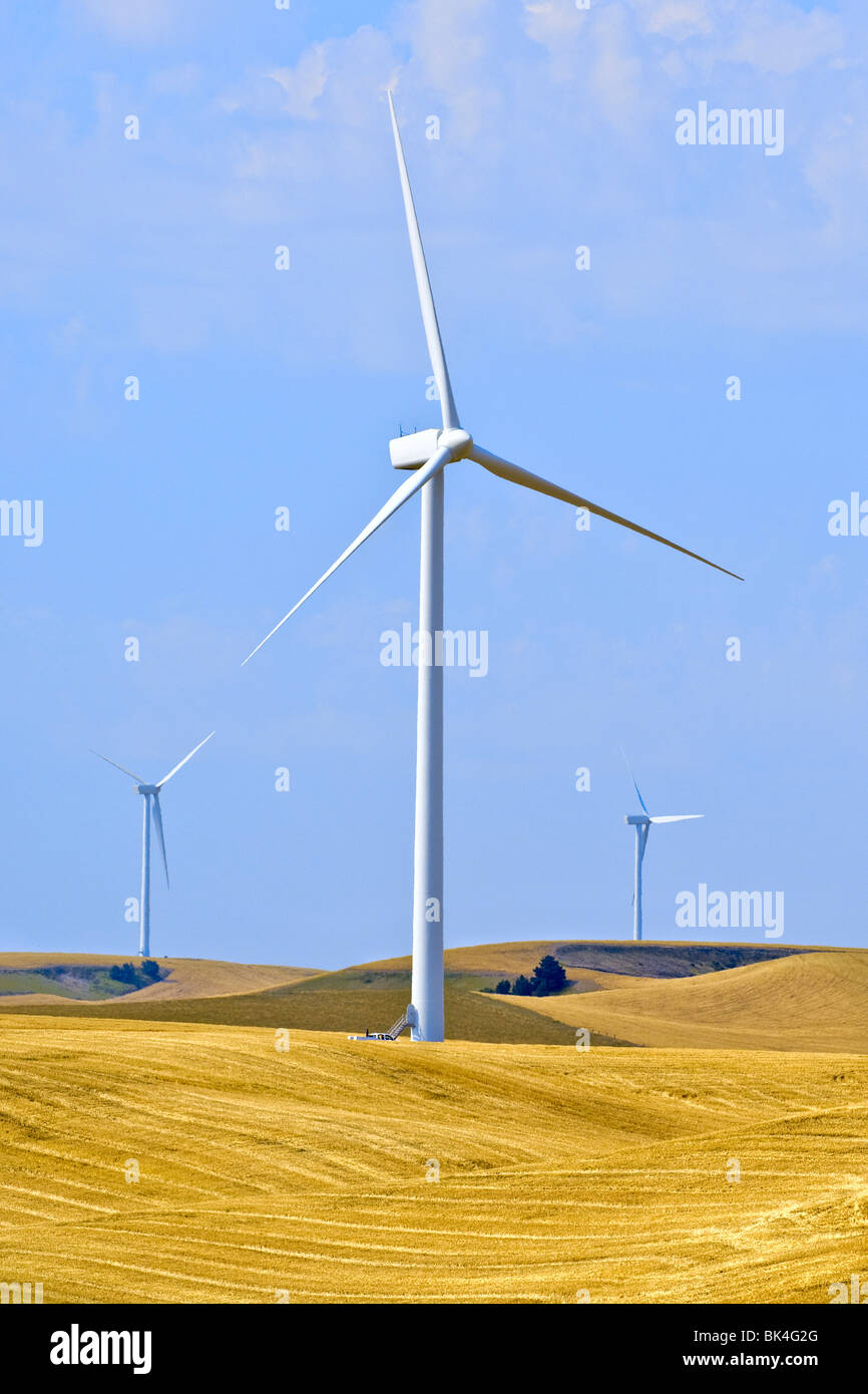 Renewable energy structure hi-res stock photography and images - Alamy