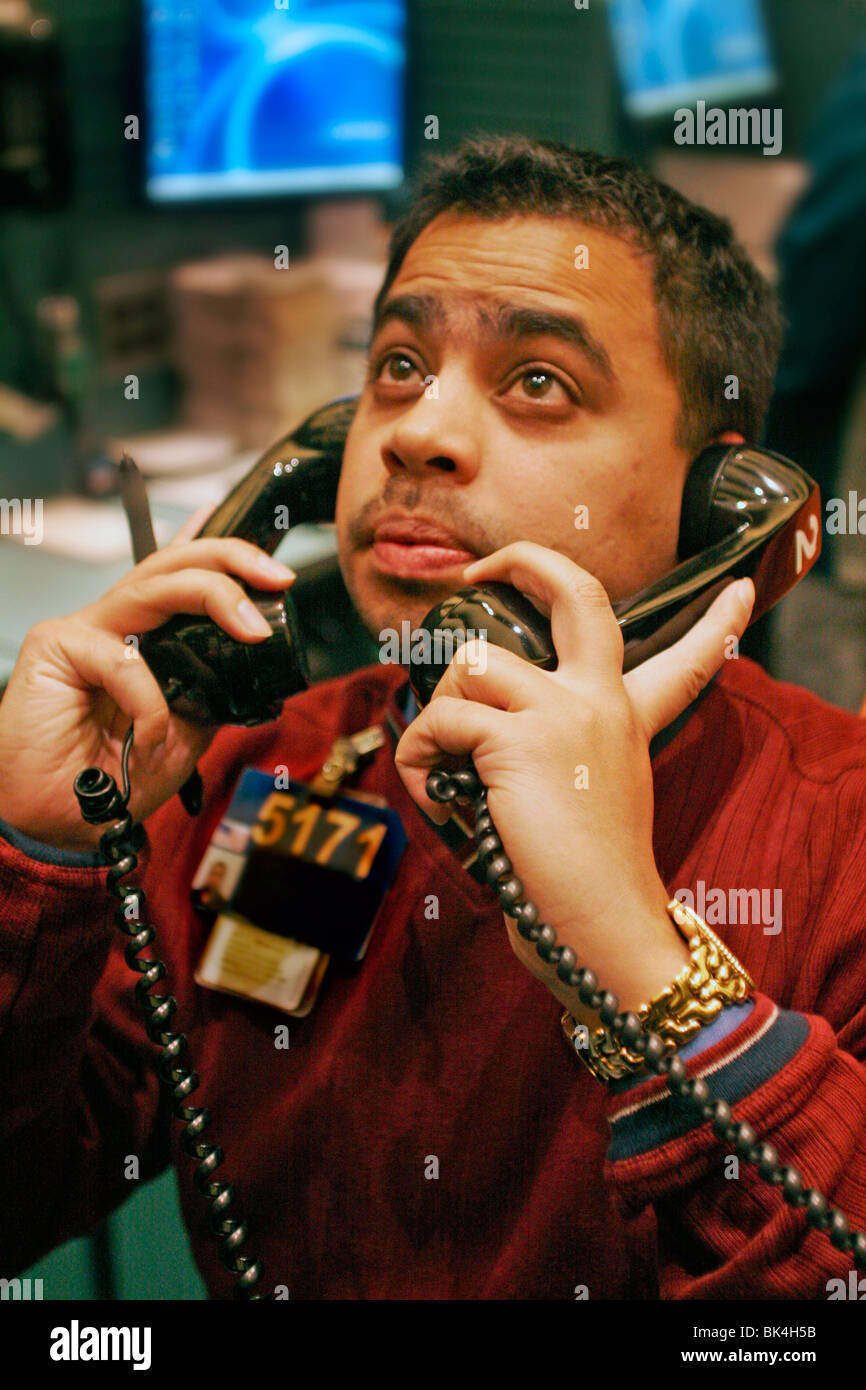 Wall street trading floor hi-res stock photography and images - Alamy