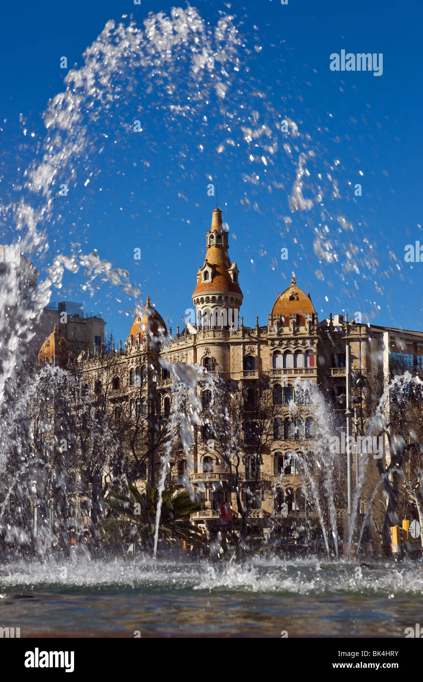 Placa de Catalunya square, Barcelona Stock Photo - Alamy