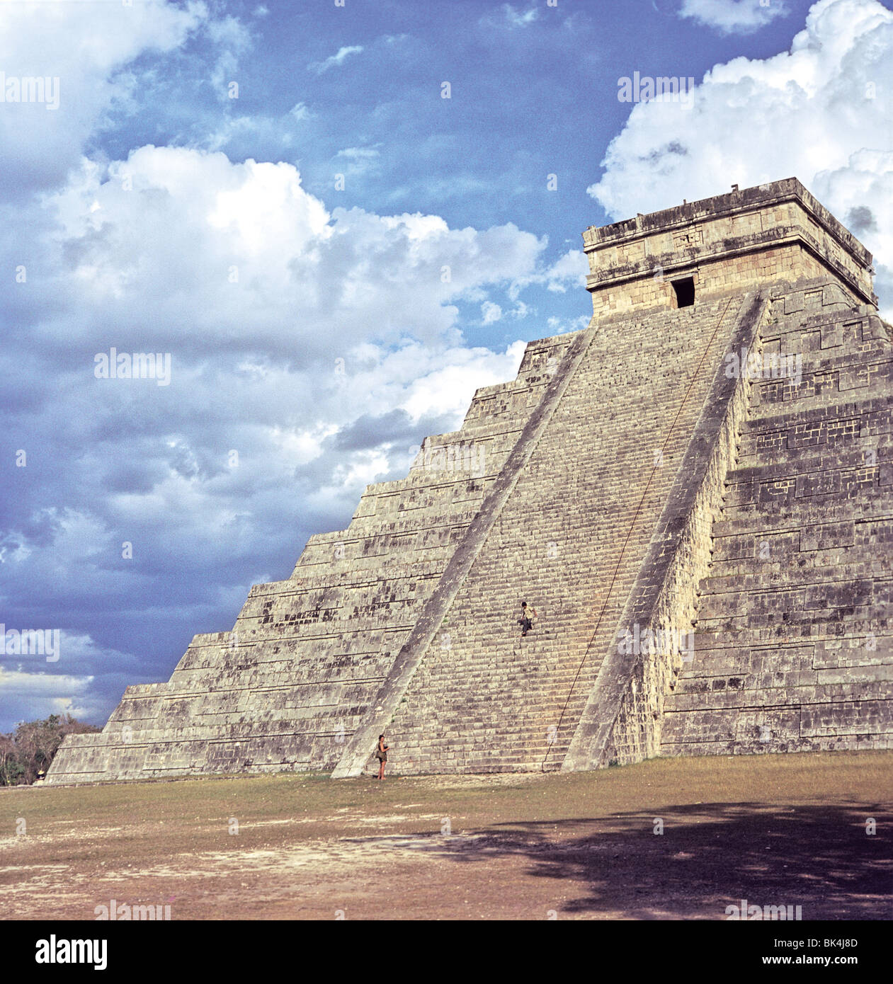 El Castillo Pyramid, Chichen Itza, Mexico Stock Photo - Alamy