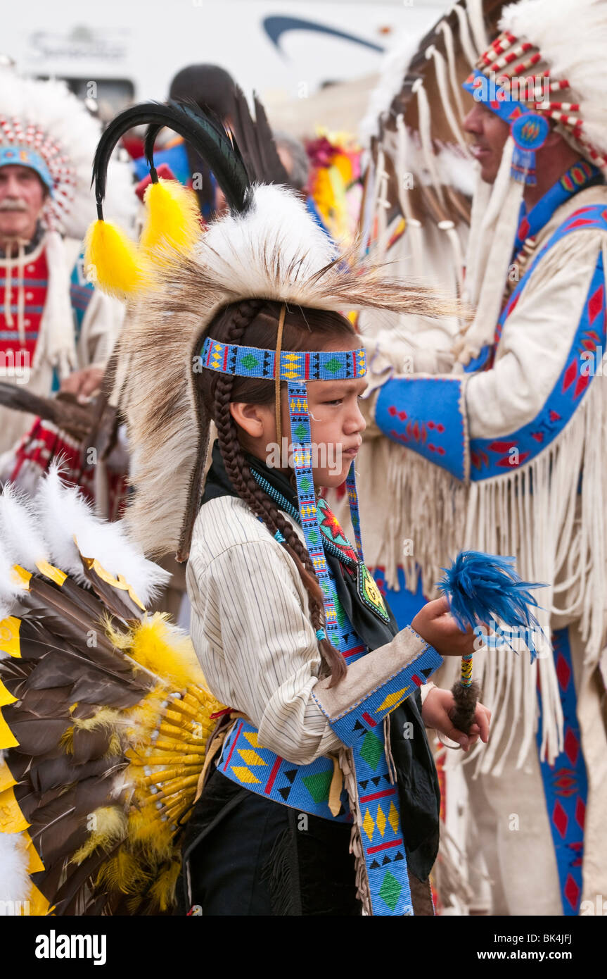 Native american child craft hi-res stock photography and images - Alamy