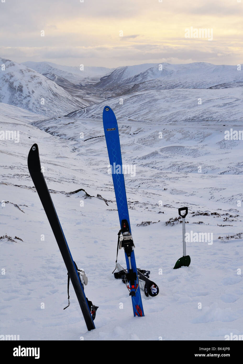Ski glenshee hi-res stock photography and images - Alamy