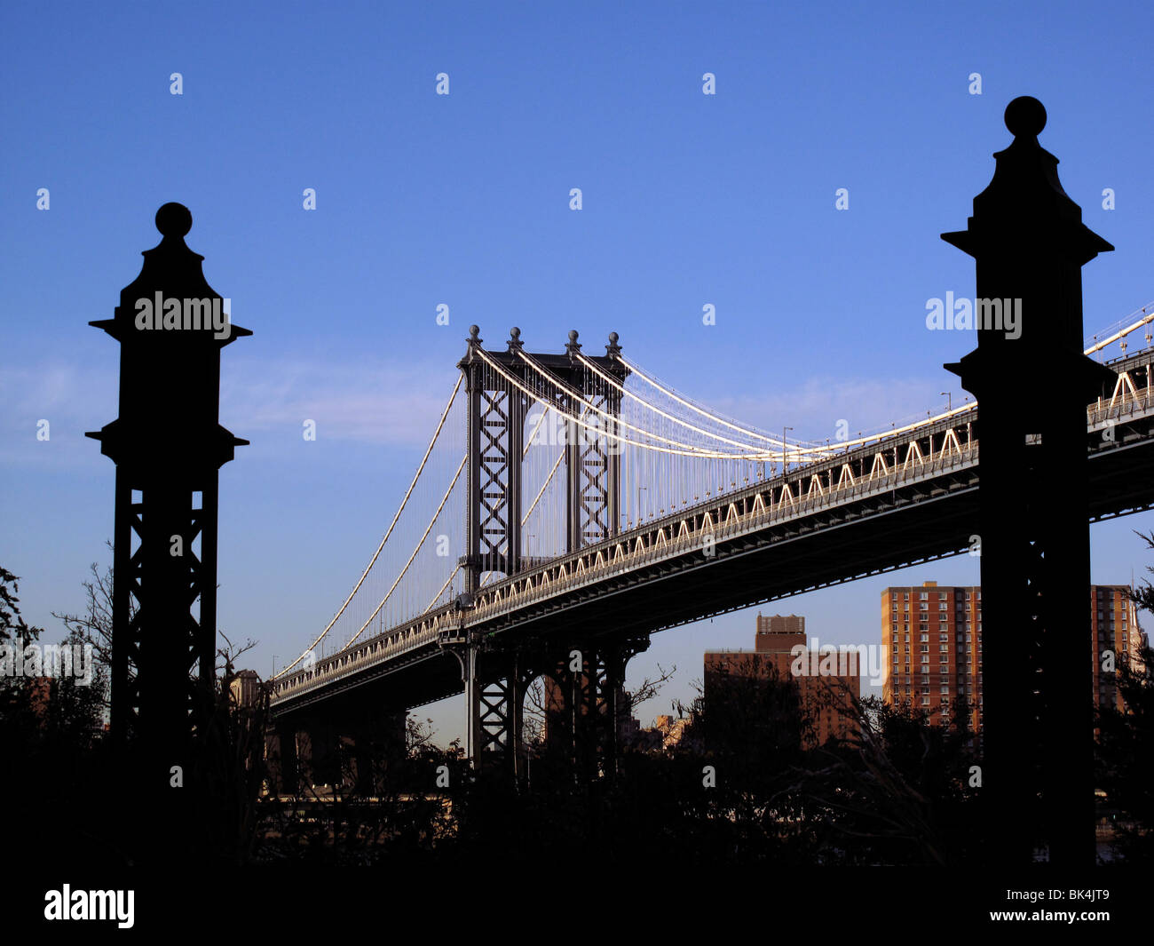 Manhattan Bridge cables New York City Stock Photo - Alamy